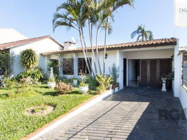 Sobrado para Venda 170m², 3 dormitórios, sendo 1 suites, 2 vagas Serraria