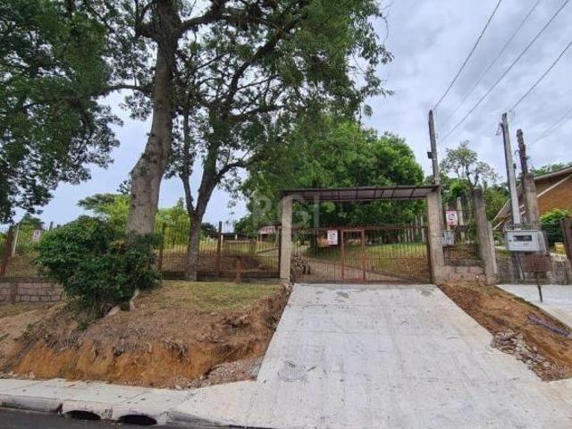Sobrado para Venda 200m², 3 dormitórios, sendo 1 suites, 3 vagas Belém Novo