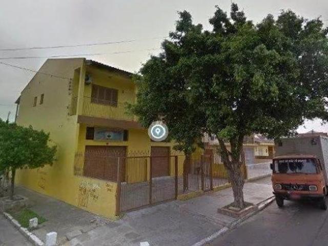 Sobrado para Venda 250m², 4 dormitórios, 4 vagas Sarandi