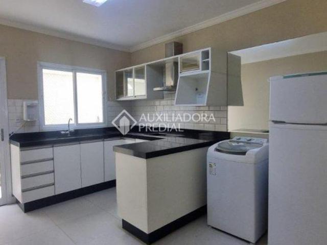 Sobrado para Venda 2 suítes próximo ao Tróleibus Santo André SP