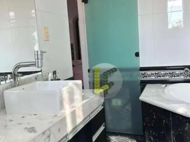 Sobrado para venda 347 m² 3 dormitórios no Bairro Nova Gerty