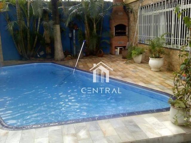 Sobrado para venda 4 Dormitórios 246m² 3 Vagas Piscina Vila Rosália Guarulhos/SP
