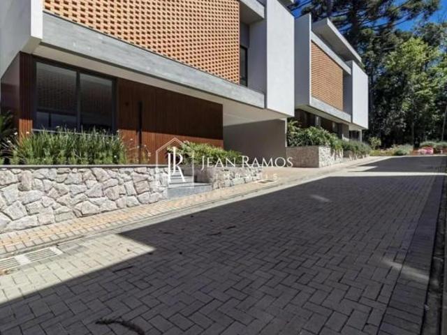 Sobrado para venda, 4 quarto s, Alto Boqueirão, Curitiba