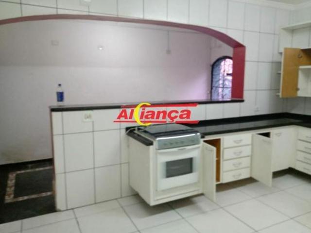 SOBRADO PARA VENDA COM PISCINA BOMCLIMA