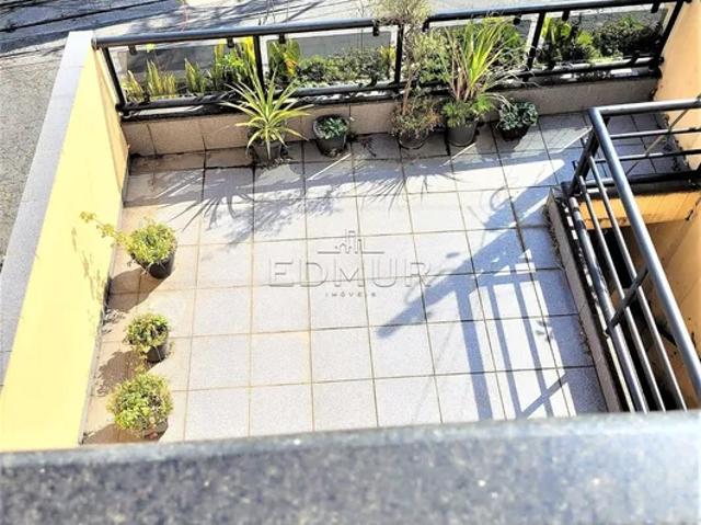 SOBRADO para VENDA com 255m² no bairro Vila Camilópolis com 3 quartos e 4 vagas. Santo André, SP