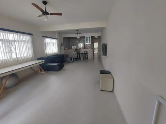 Sobrado para venda com 274 m2 Embaré Santos SP