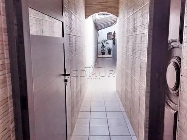 SOBRADO para VENDA com 212m² no bairro Jardim Las Vegas com 3 quartos e 2 vagas. Santo André, SP