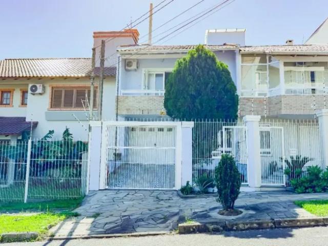 Sobrado para venda com 233 metros quadrados com 3 quartos em Jardim Itu Porto Alegre RS