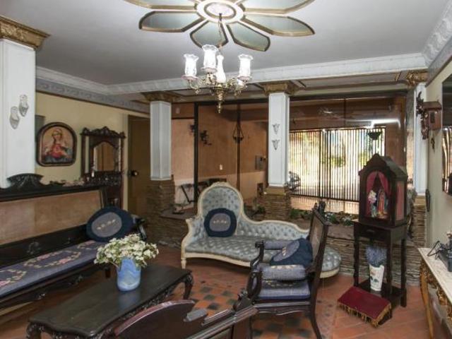 Sobrado para venda com 2 quartos, 131m²