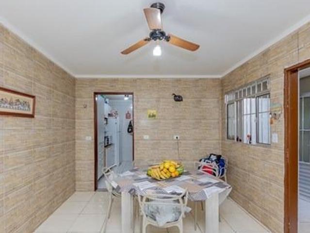 Sobrado para venda com 2 quartos, 228m²