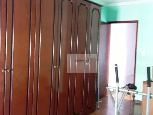 Sobrado para venda com 3 dormitórios e 2 vagas no Jardim Vila Formosa