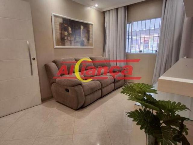Sobrado para venda com 3 dormitórios, porteira fechada Jardim Paraventi / Guarulhos