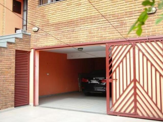 Sobrado para venda com 3 quartos, 177m²