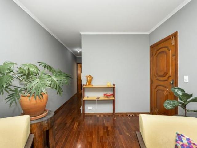 Sobrado para venda com 3 quartos, 197m²