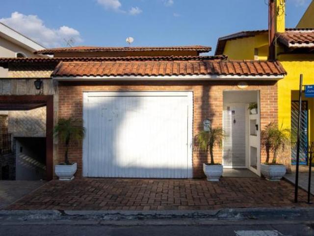 Sobrado para venda com 3 quartos, 275m²