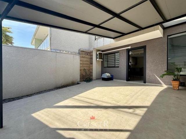 Sobrado para venda com 3 quartos no Centro de Matinhos