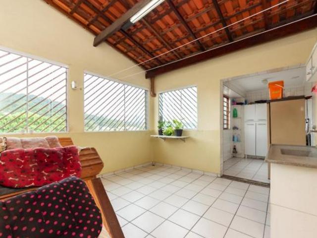 Sobrado para venda com 3 quartos, sendo 1 suíte, 148m²