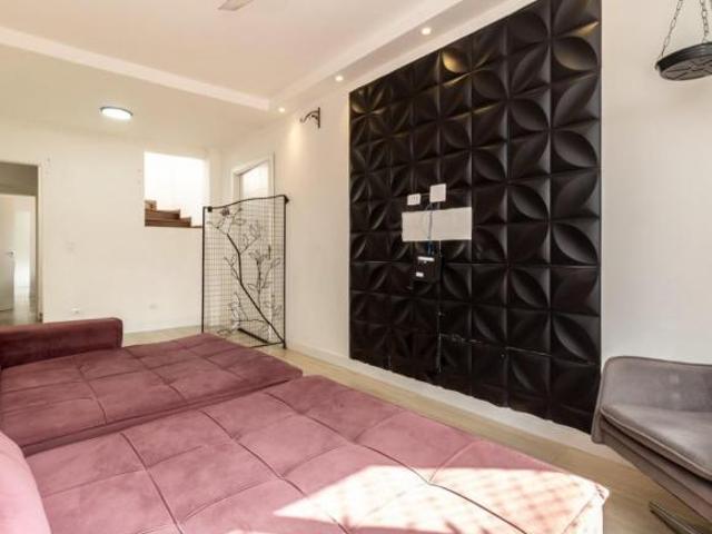 Sobrado para venda com 3 quartos, sendo 1 suíte, 172m²