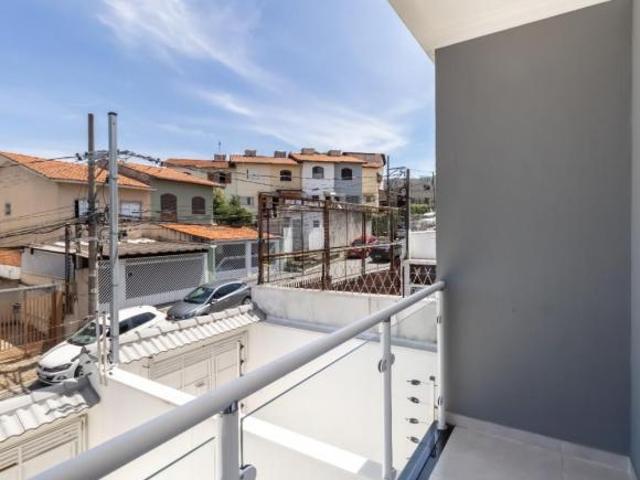 Sobrado para venda com 3 quartos, sendo 1 suíte, 107m²