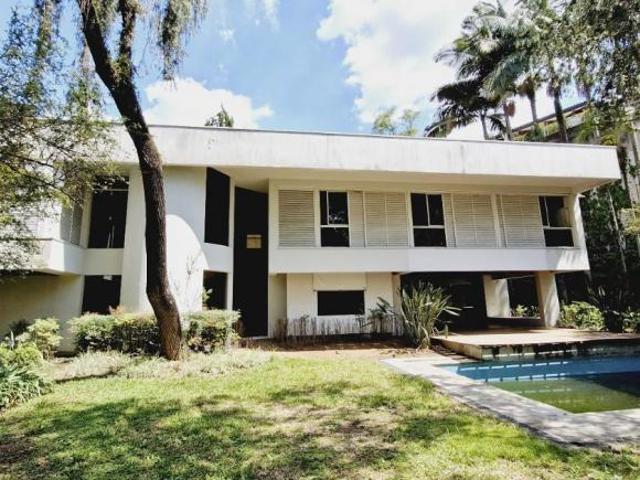 Sobrado para venda com 4 quartos, 624m²