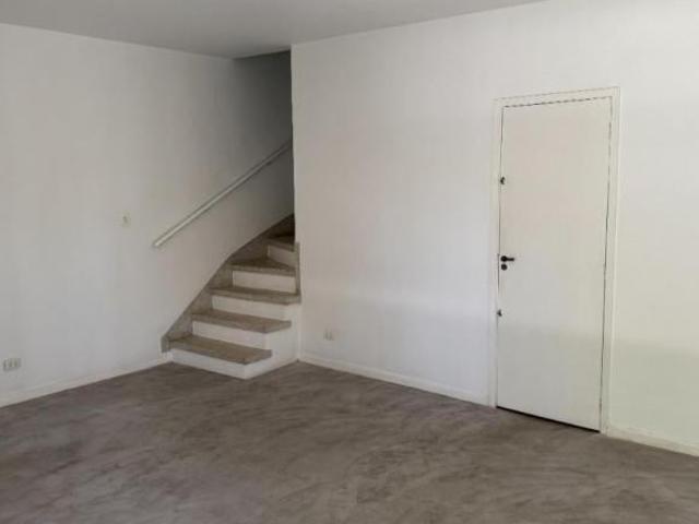 Sobrado para venda com 4 quartos, 185m²