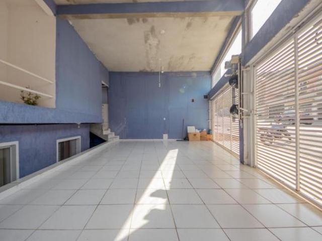 Sobrado para venda com 4 quartos, sendo 1 suíte, 283m²