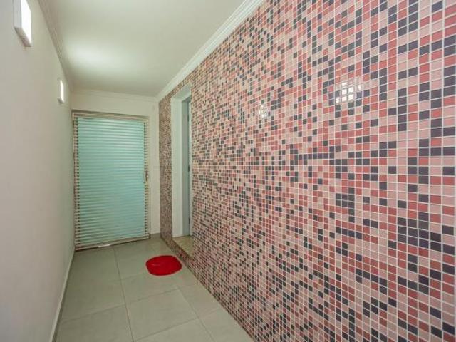 Sobrado para venda com 5 quartos, sendo 1 suíte, 231m²