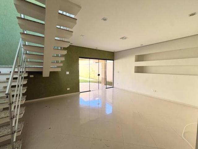 Sobrado para venda e aluguel em Condominio Residencial Real Ville de 311.00m² com 4 Quartos, 2 Suite