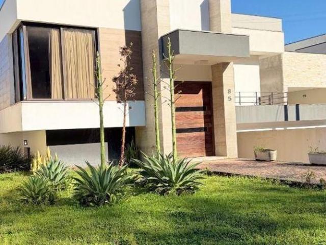 Sobrado para venda e aluguel em Fazenda Santa Isabel de 325.00m² com 4 Quartos, 4 Suites e 4 Garagen
