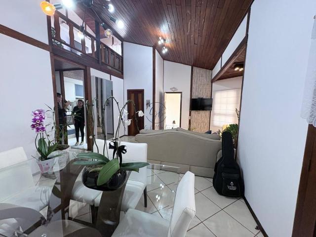 Sobrado para venda e aluguel em Jardim Esplanada em Indaiatuba São Paulo de 213.00m² com 4 Quartos, 1 Suíte e 2 Garagens