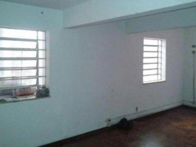Sobrado para venda e aluguel em Vila Boaventura de 289.00m² com 2 Quartos, 1 Suite e 2 Garagens