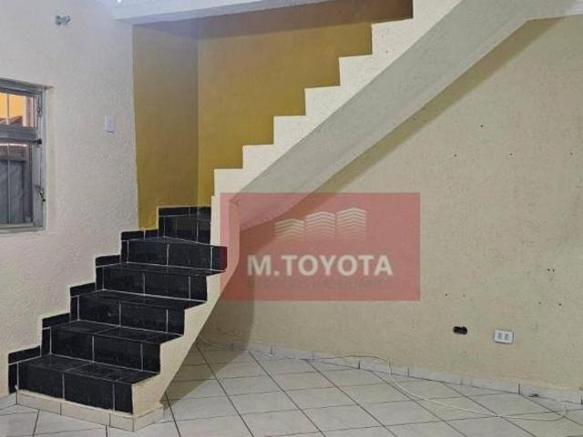 Sobrado para venda e aluguel em Vila Galvão de 280.00m² com 2 Quartos, 1 Suite e 4 Garagens