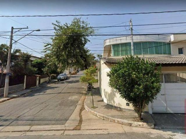 Sobrado para venda e aluguel em Vila Rosália de 240.00m² com 4 Quartos, 4 Suites e 4 Garagens