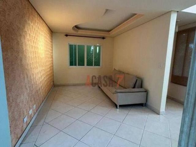 Sobrado para venda e locação com 3 suítes e piscina Condomínio Granja Olga 2