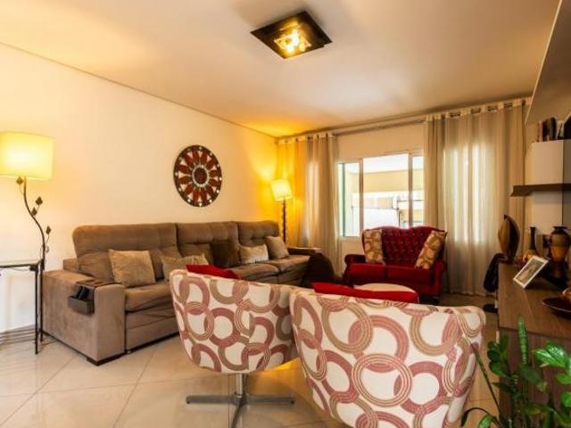 Sobrado para venda e locação com 4 quartos, sendo 2 suítes, 229m²
