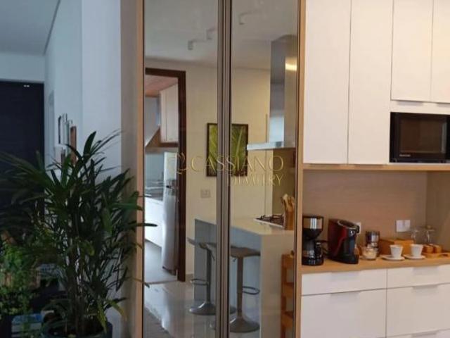 Sobrado para venda e locação de 221m² | 03 dormitórios, sendo suítes e 06 vagas de garagem | Condomí
