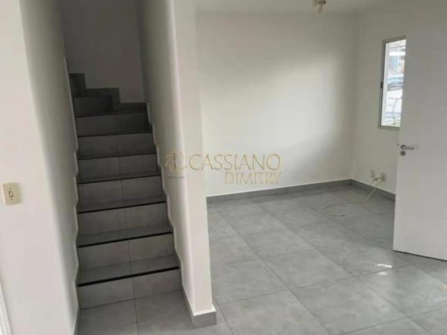 Sobrado para venda e locação de 90m² | 03 dormitórios, sendo 01 suíte e 02 vagas de garagem | Condo