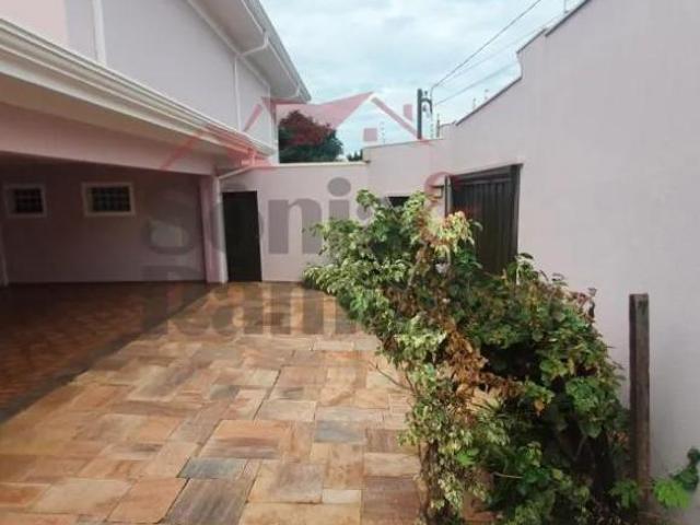 Sobrado para Venda e Locação no bairro Jardim Canadá em Ribeirão Preto/SP