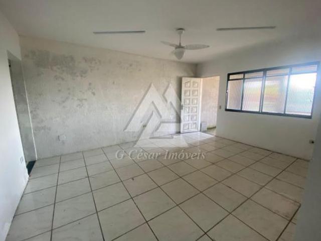 Sobrado para venda em Colônia de 322.00m² com 3 Quartos, 2 Suites e 3 Garagens