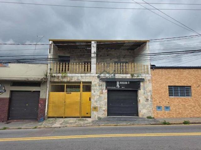 Sobrado para venda em Colônia de 391.00m² com 2 Quartos e 20 Garagens
