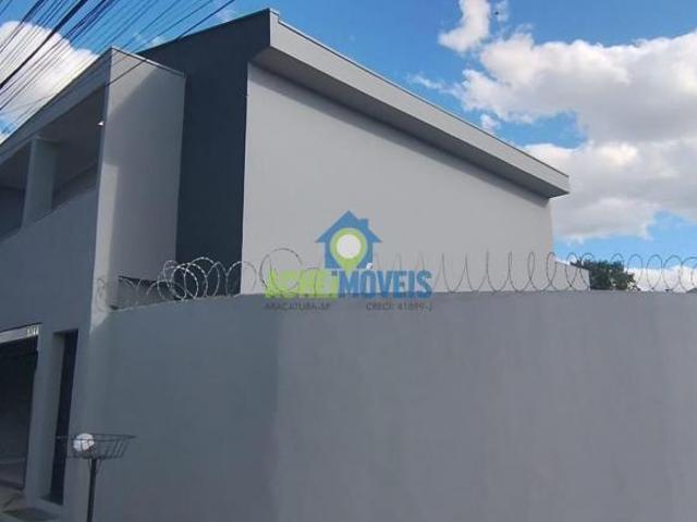 Sobrado para venda em Concórdia Iii de 180.00m² com 3 Quartos, 2 Suites e 2 Garagens