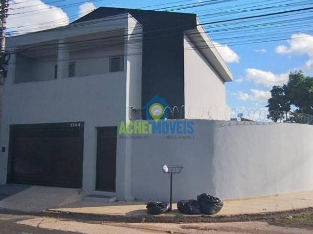 Sobrado para venda em Concórdia Iii de 180.00m² com 3 Quartos, 2 Suites e 2 Garagens