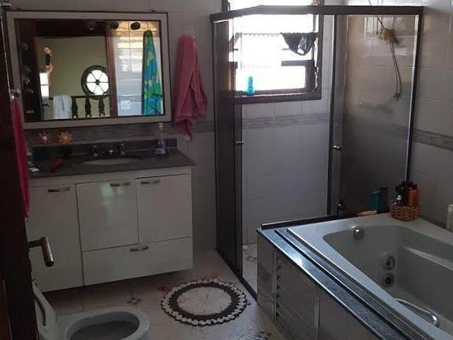 Sobrado para venda em Conceição de 230.00m² com 3 Quartos, 1 Suite e 5 Garagens