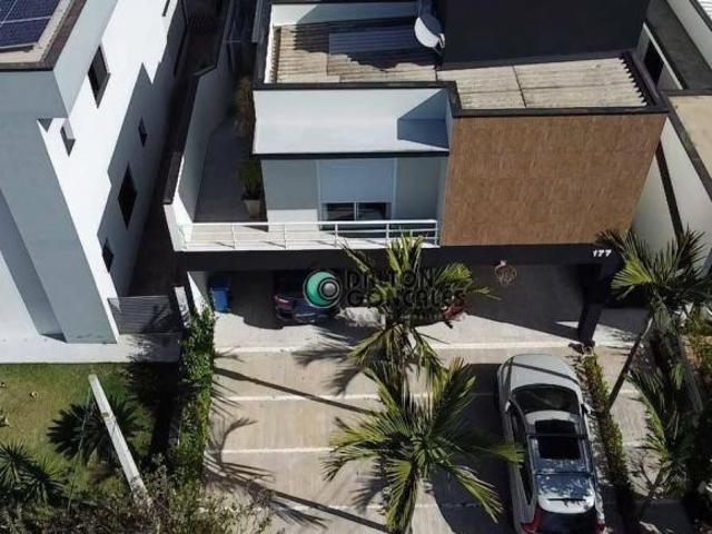 Sobrado para venda em Condomínio Terra Magna de 270.00m² com 3 Quartos, 3 Suites e 8 Garagens