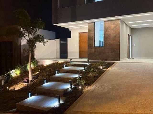 Sobrado para venda em Condomínio Helvetia Park Ii de 328.00m² com 4 Quartos, 3 Suites e 4 Garagens