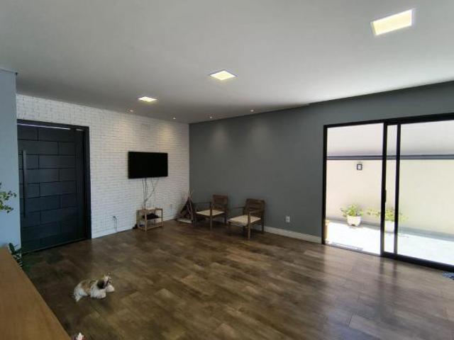 Sobrado para venda em Condomínio Residencial Evidências de 207.00m² com 3 Quartos, 2 Suites e 4 Gara