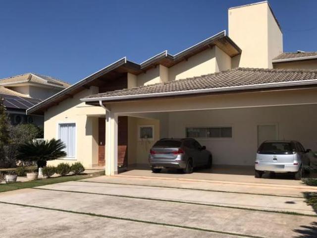 Sobrado para venda em Condomínio Residencial Primavera de 350.00m² com 4 Quartos, 2 Suites e 9 Garag