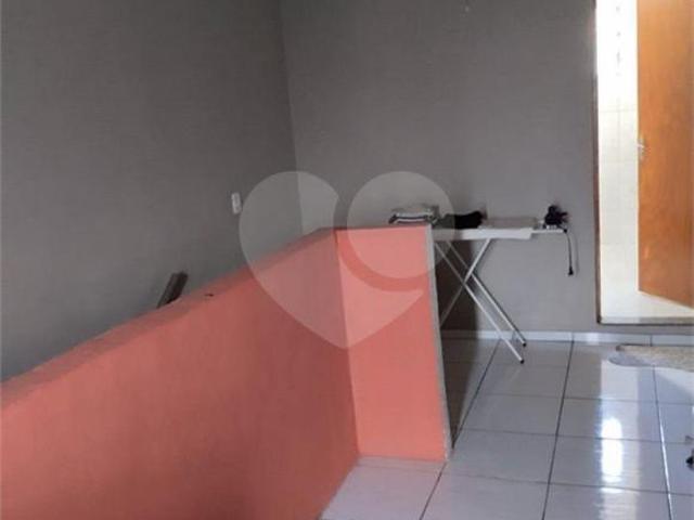 Sobrado para venda em Conjunto Habitacional São José de 118.00m² com 3 Quartos e 1 Garagem