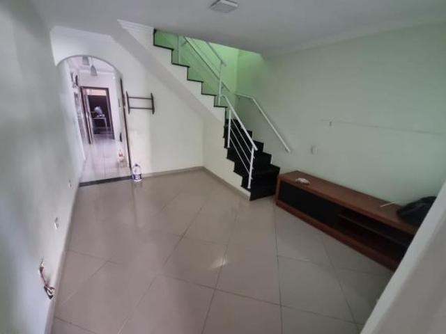 Sobrado para venda em Vila Ré de 100.00m² com 2 Quartos e 2 Garagens