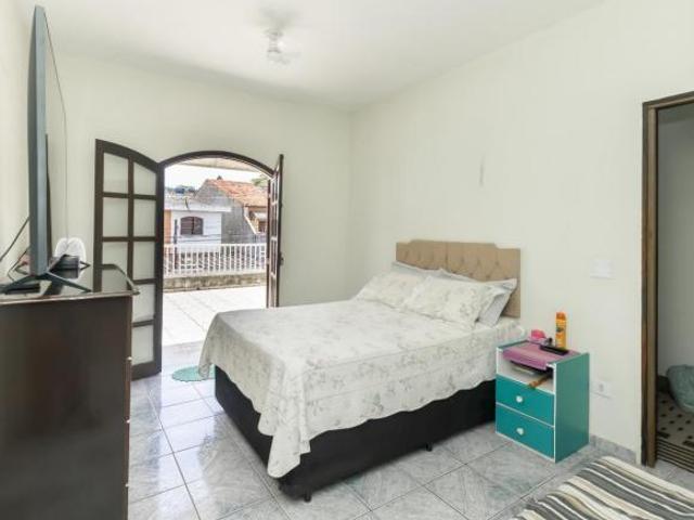 Sobrado para venda em Conjunto Residencial Vista Verde com 3 quartos, sendo 1 suíte, 170m²